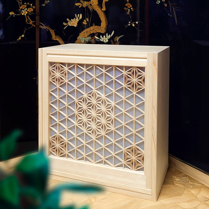 Matcha bowl display shelf made with kumiko *Hexagon* – TERACE-ya 照ラス屋